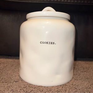 Rae Dunn | Kitchen | Rae Dunn Artisan By Magenta Cookies Large Chubby ...